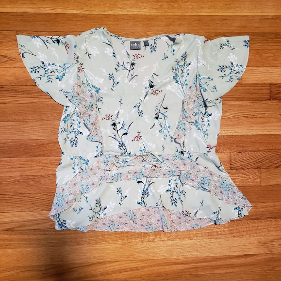 New York & Company | Tops | Soho Jeans Large Mint Green Flowy Floral ...